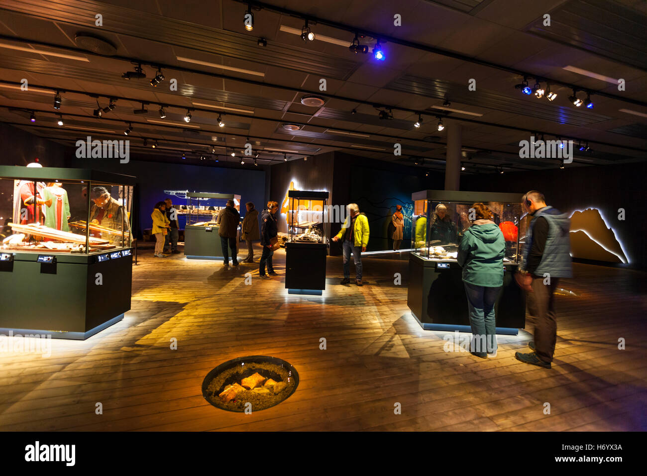 Lofoten Islands Viking Museum Borg Stockfotos & Lofoten Islands Viking ...