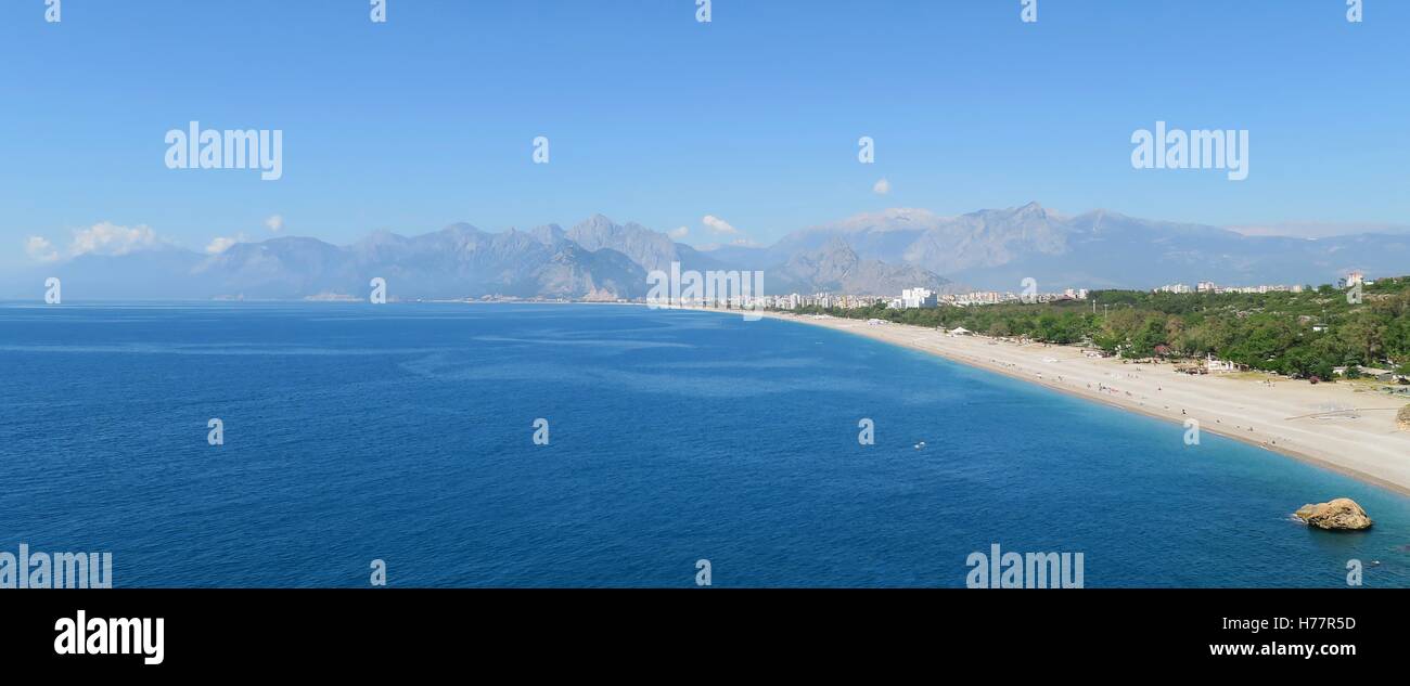 Asia Turkey Antalya Sea Mountains Stockfotos und -bilder Kaufen - Alamy