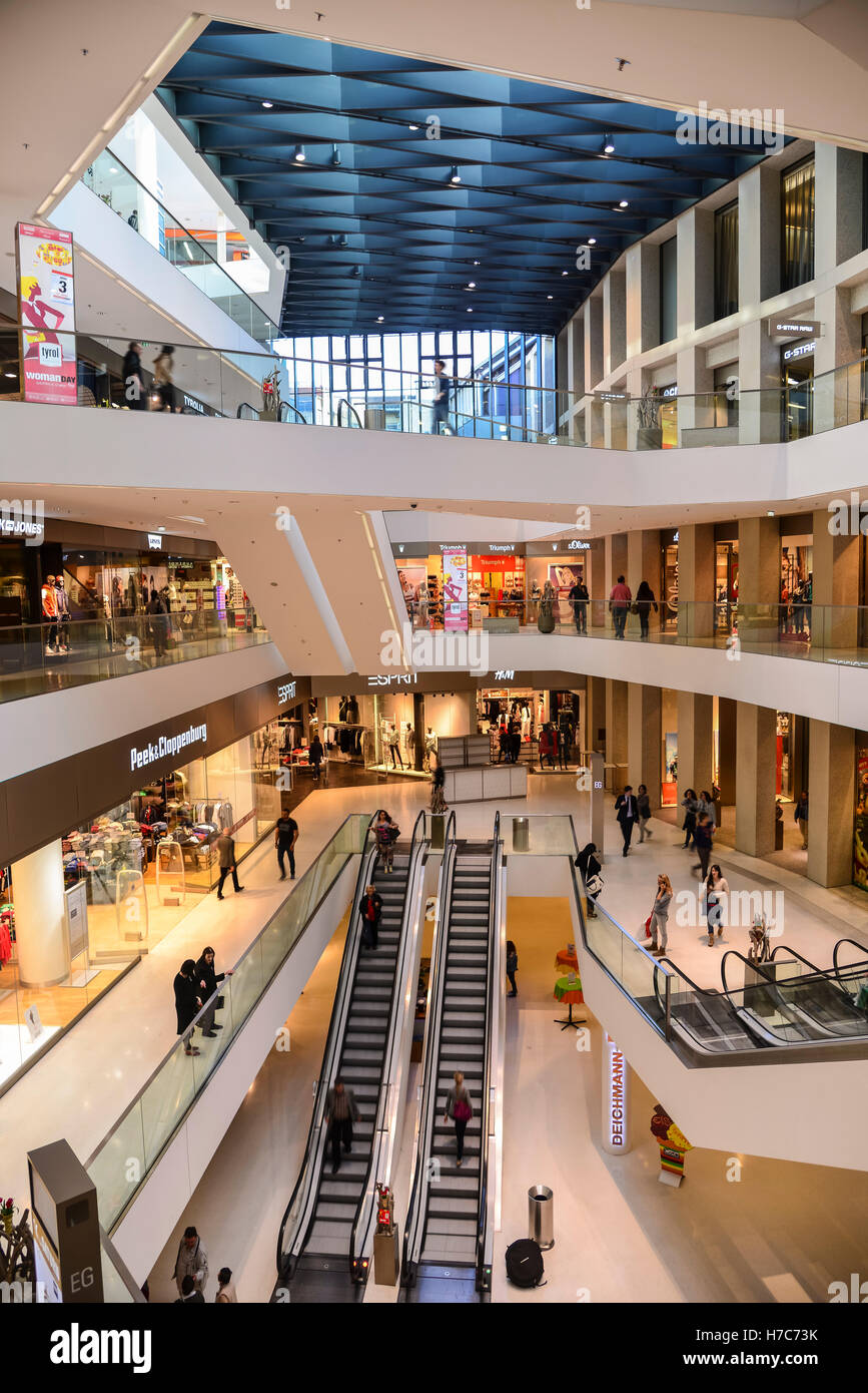 Austria Innsbruck Shopping Stockfotos und -bilder Kaufen - Alamy