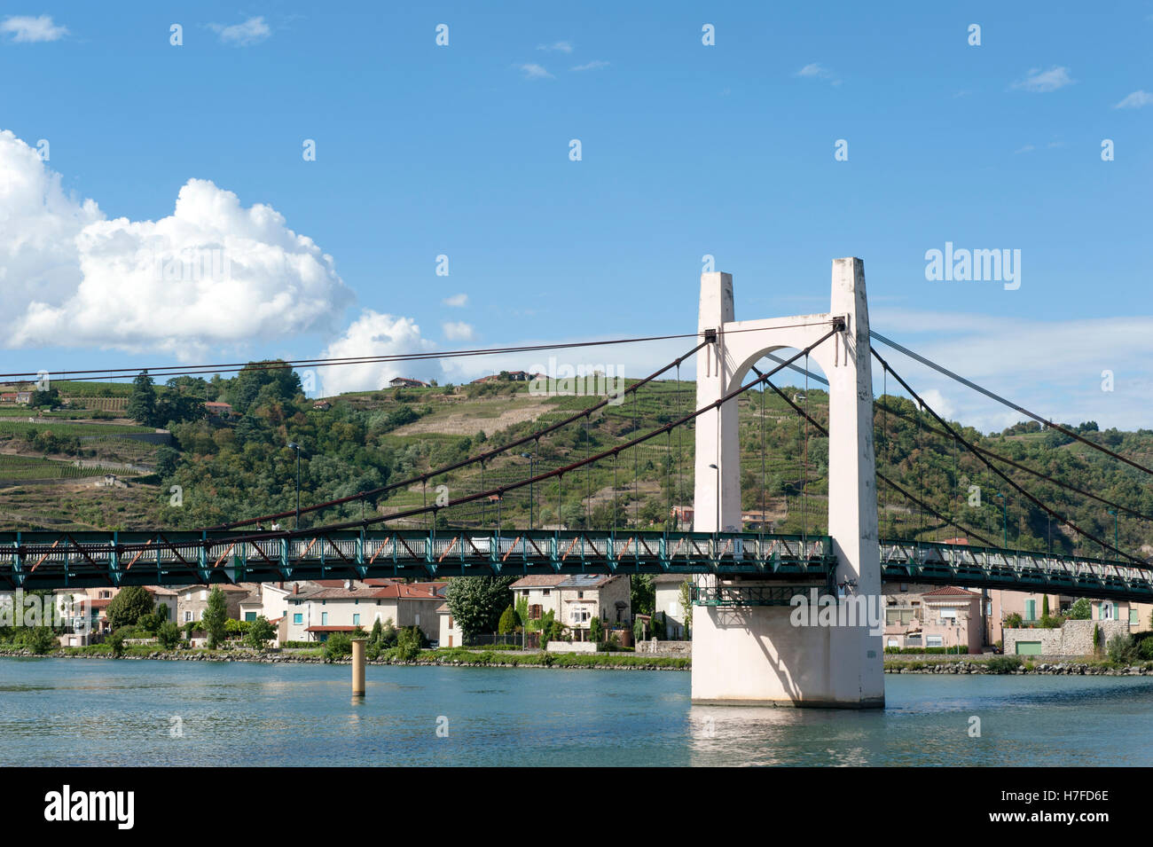 Fluss rhone verkehr -Fotos und -Bildmaterial in hoher Auflösung – Alamy