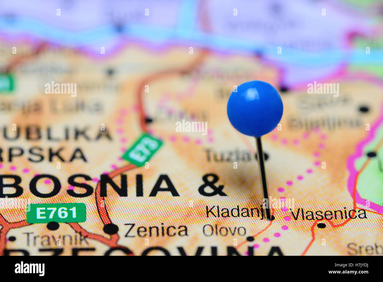 Kladanj fixiert auf einer Karte von Bosnien und Herzegowina ...