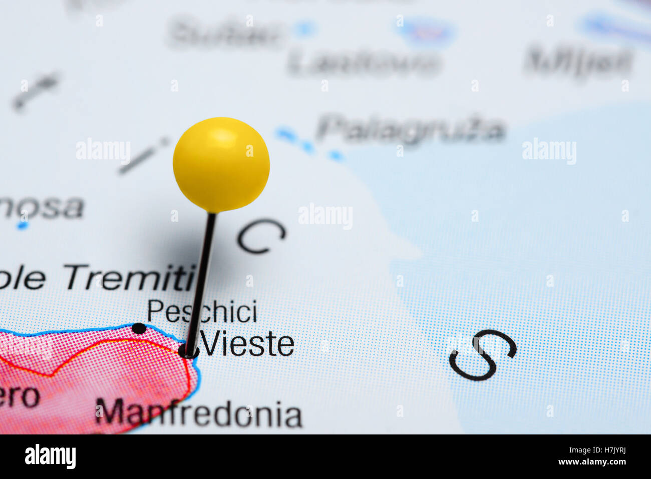 Vieste, fixiert auf einer Karte von Italien Stockfotografie - Alamy
