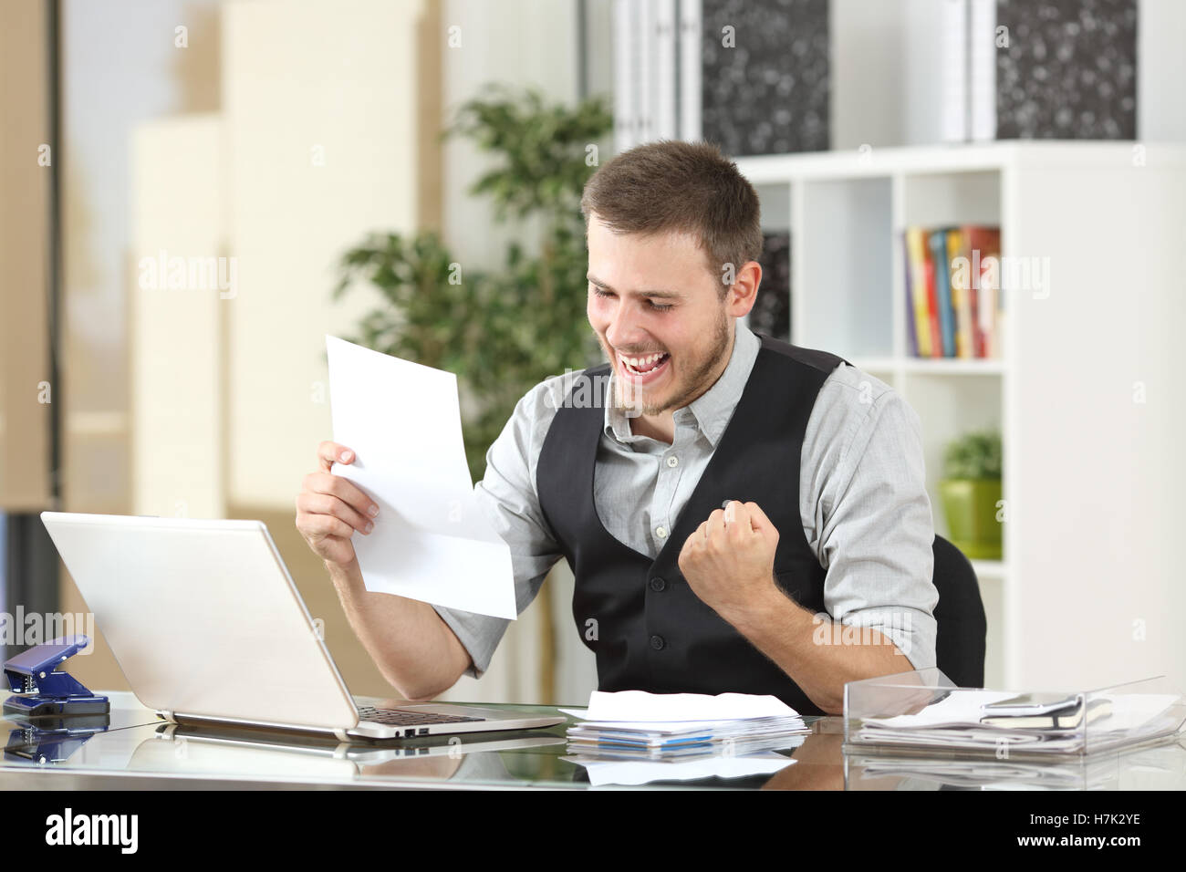 Lustig brief -Fotos und -Bildmaterial in hoher Auflösung – Alamy