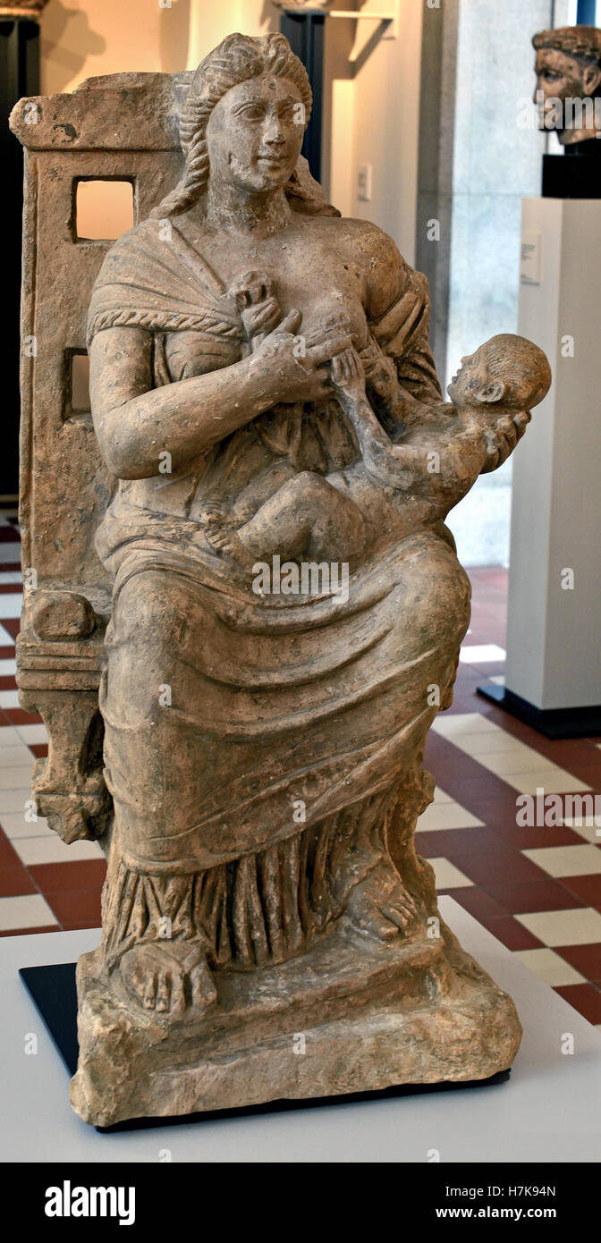 Göttin Isis mit dem Horus-Boy oder Isis mit der der Infant Jesus 2-3 ...