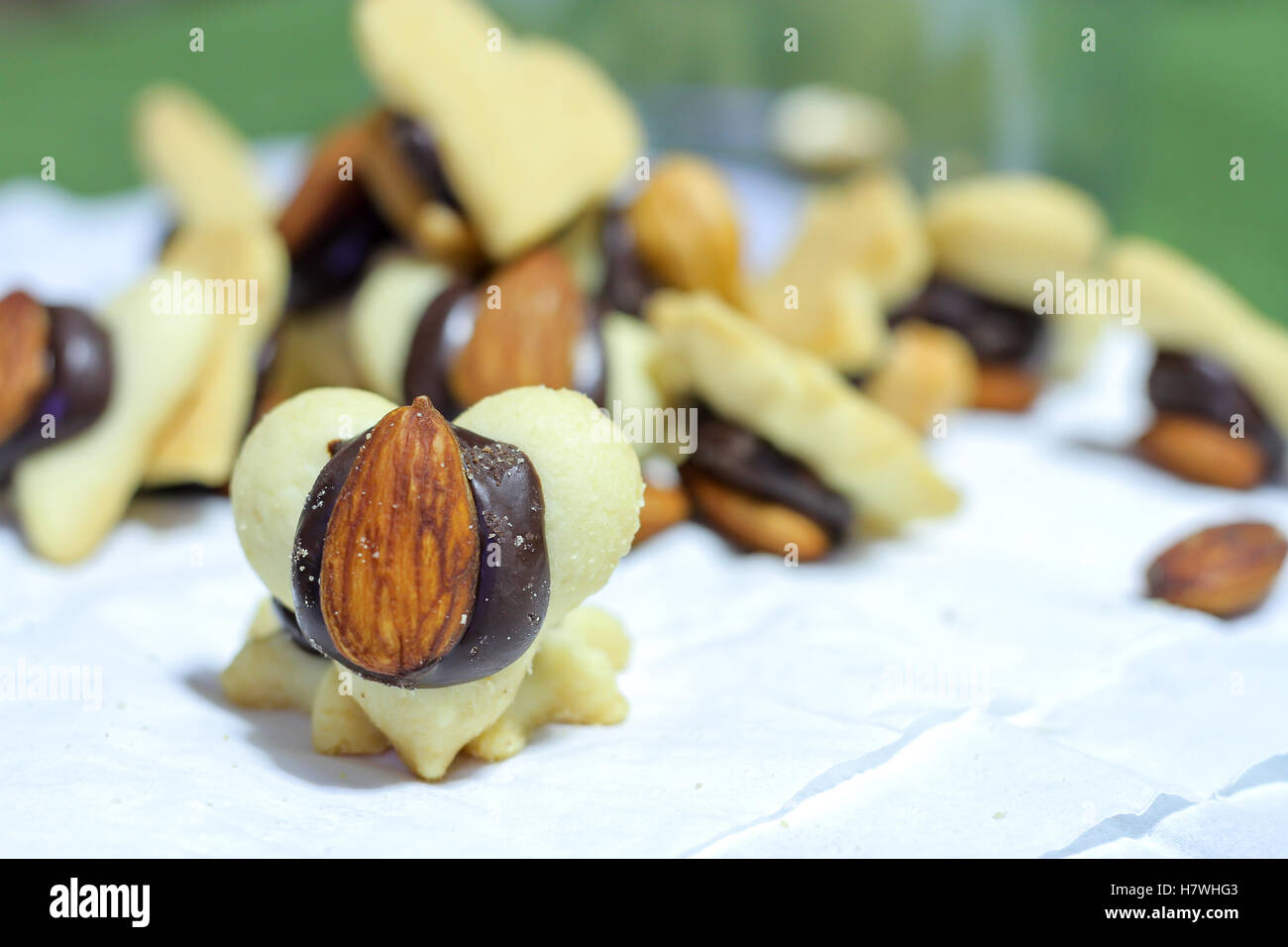 Mandel backen -Fotos und -Bildmaterial in hoher Auflösung – Alamy