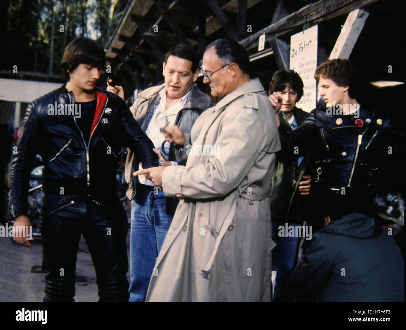 SOKO 5113: Blanker Haß, D 1984, Regie: Ulrich Stark, WALTER SCHÖNWALD ...