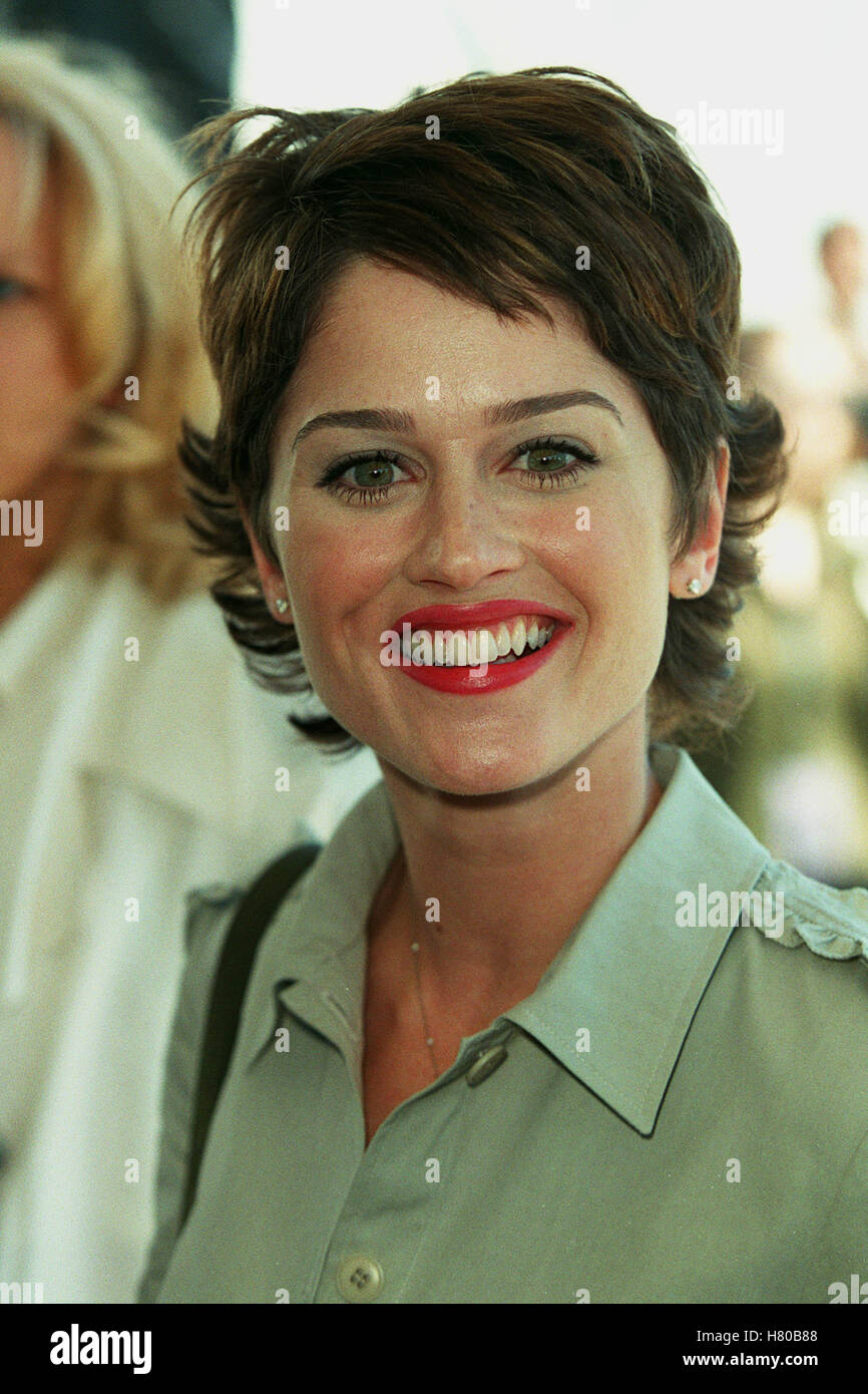 ROBIN TUNNEY LOS ANGELES USA 27. März 1999 Stockfotografie - Alamy