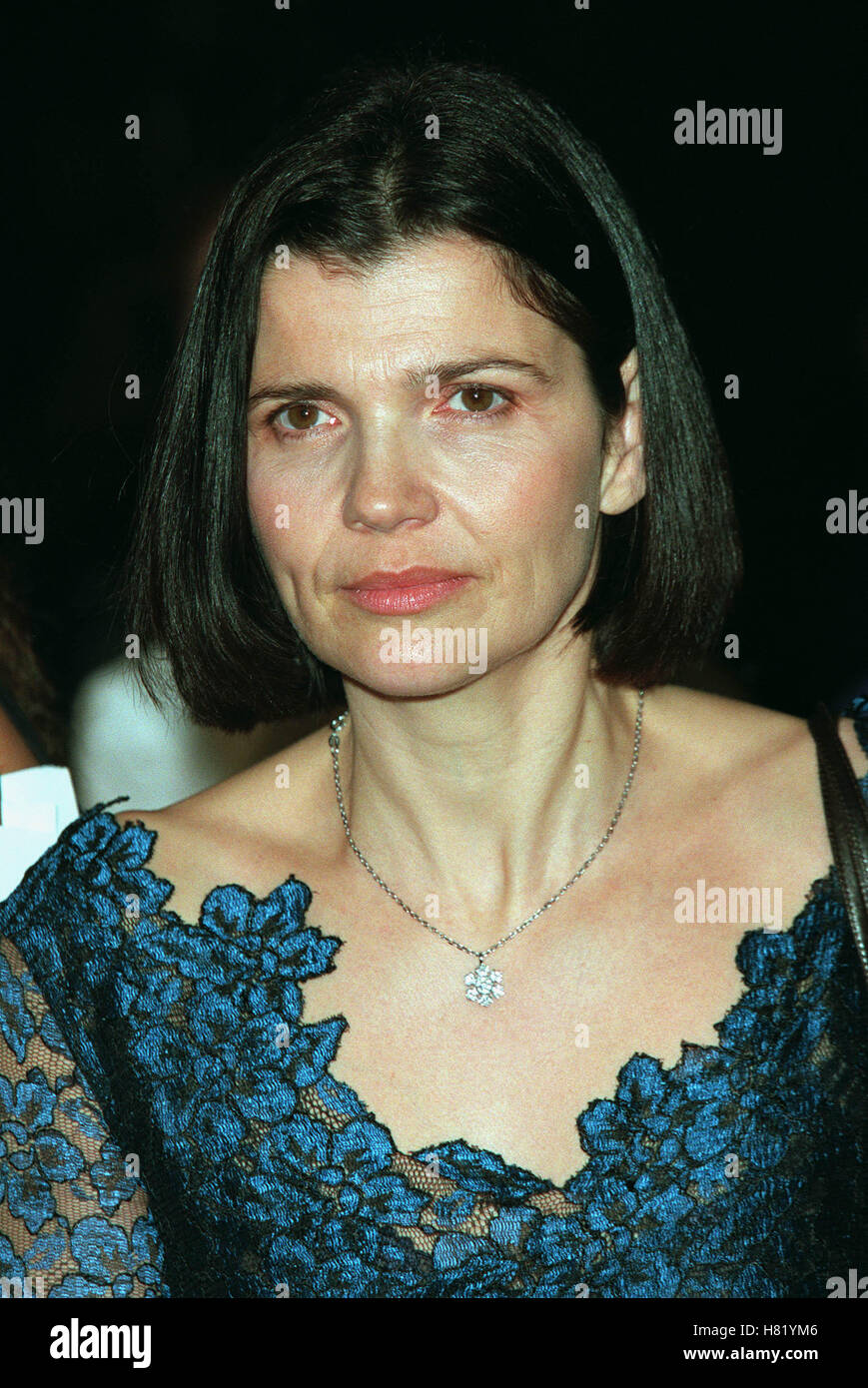 Ali hewson und bono -Fotos und -Bildmaterial in hoher Auflösung – Alamy