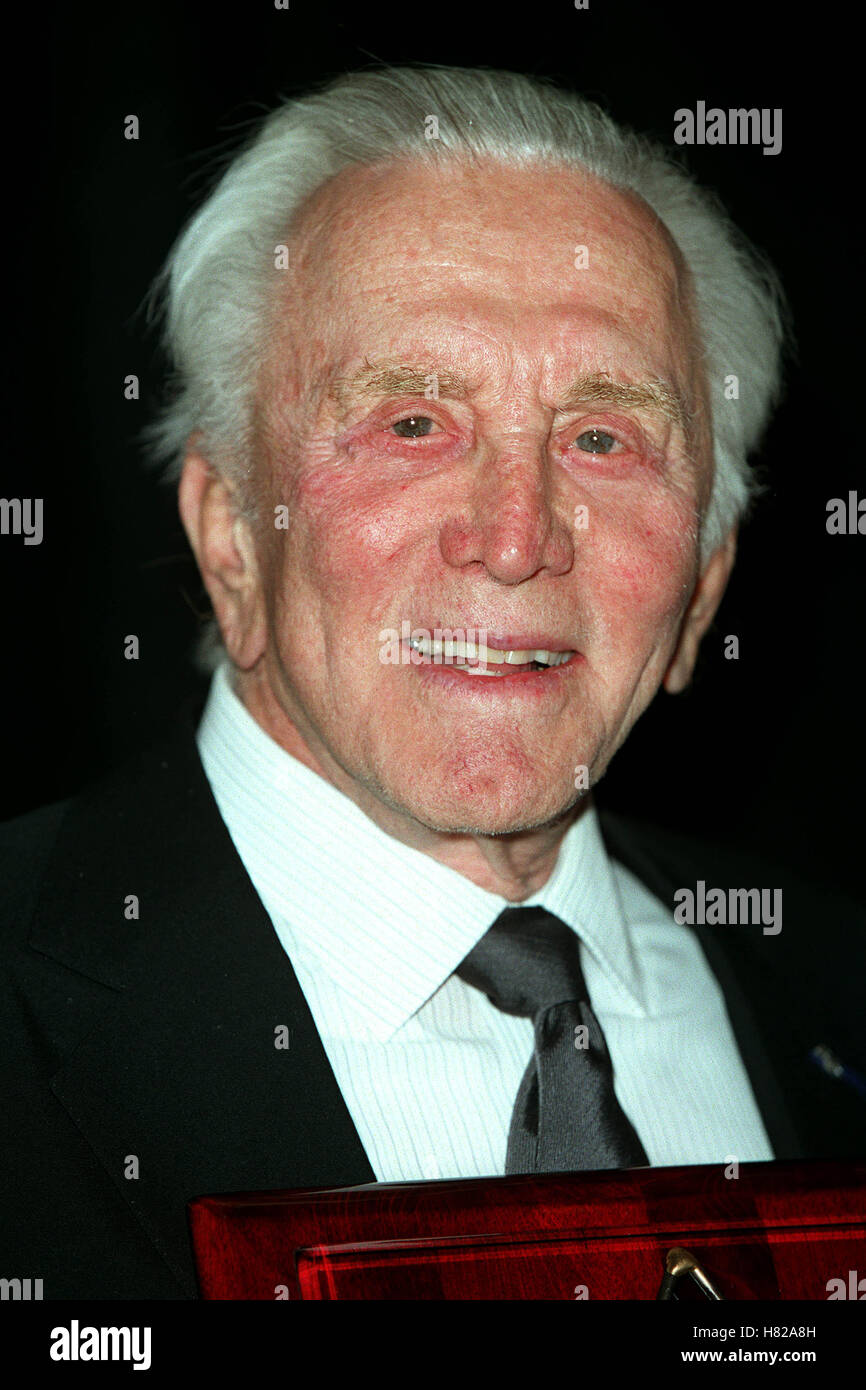 KIRK DOUGLAS LOS ANGELES USA 19. März 2000 Stockfotografie - Alamy