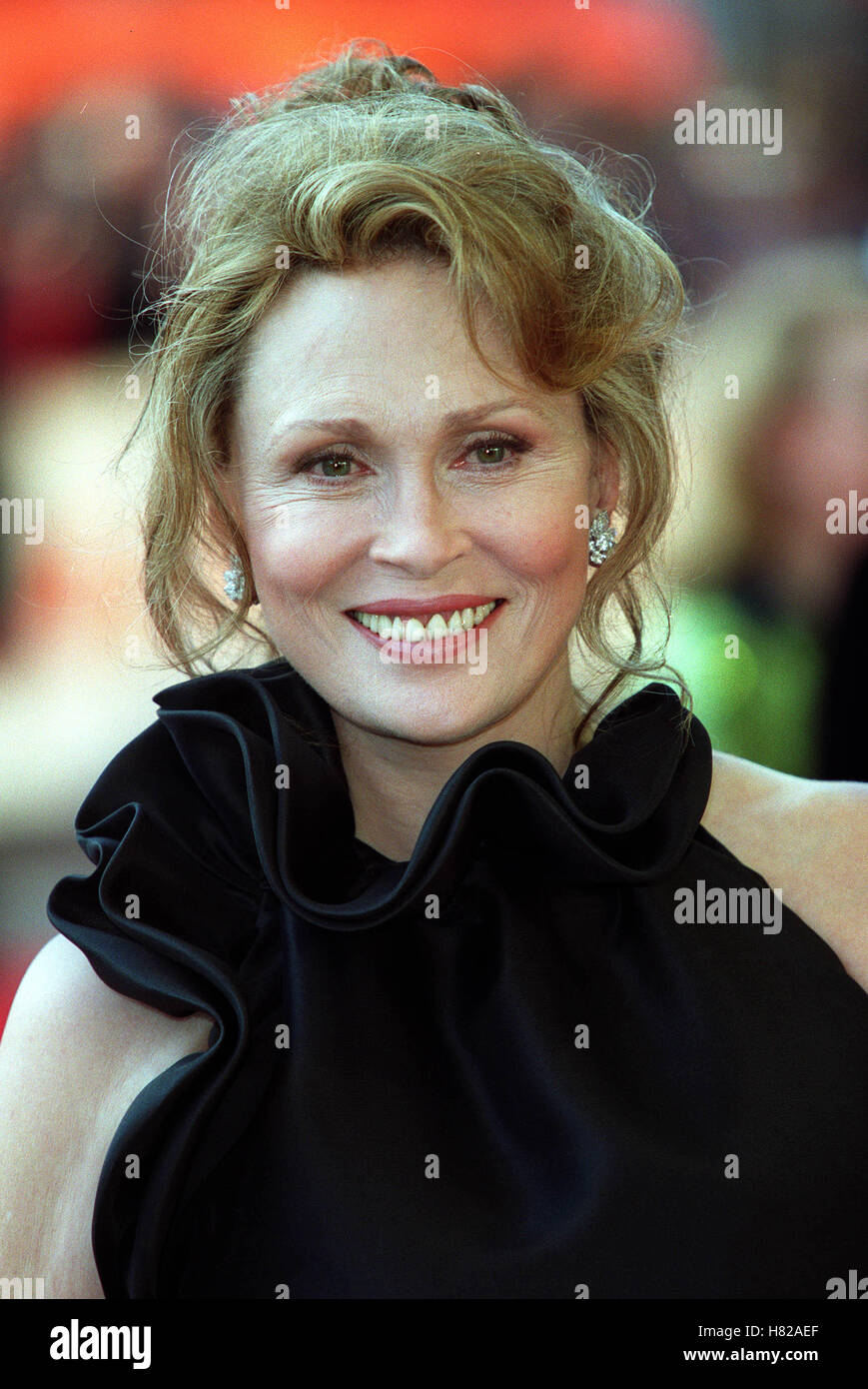 Faye dunaway 2000 wir -Fotos und -Bildmaterial in hoher Auflösung – Alamy