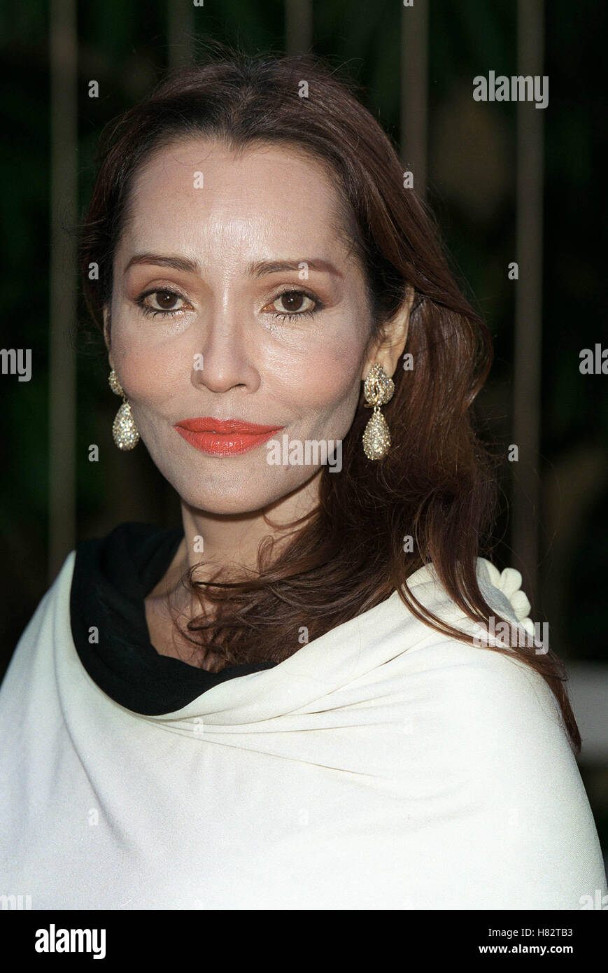 Barbara carrera -Fotos und -Bildmaterial in hoher Auflösung – Alamy