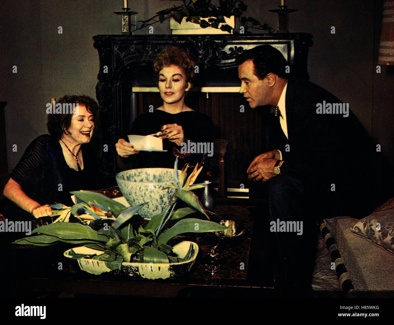 Meine Braut ist ÜbersinnlicC, Omedy / Queenie (ELSA LANCHESTER ...