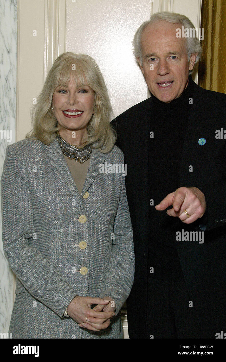 Loretta swit -Fotos und -Bildmaterial in hoher Auflösung – Alamy