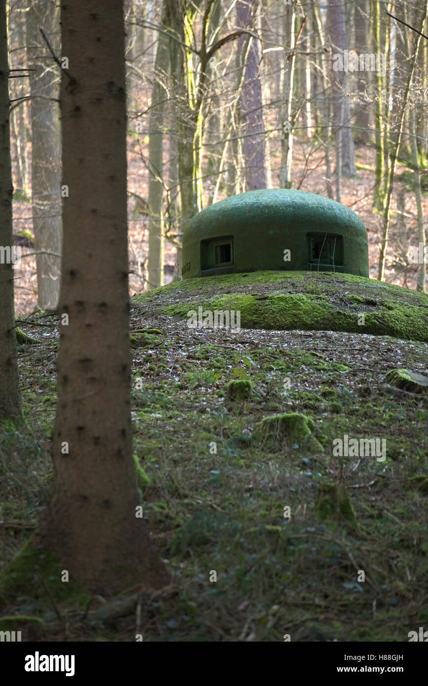 French maginot line bunker -Fotos und -Bildmaterial in hoher Auflösung ...