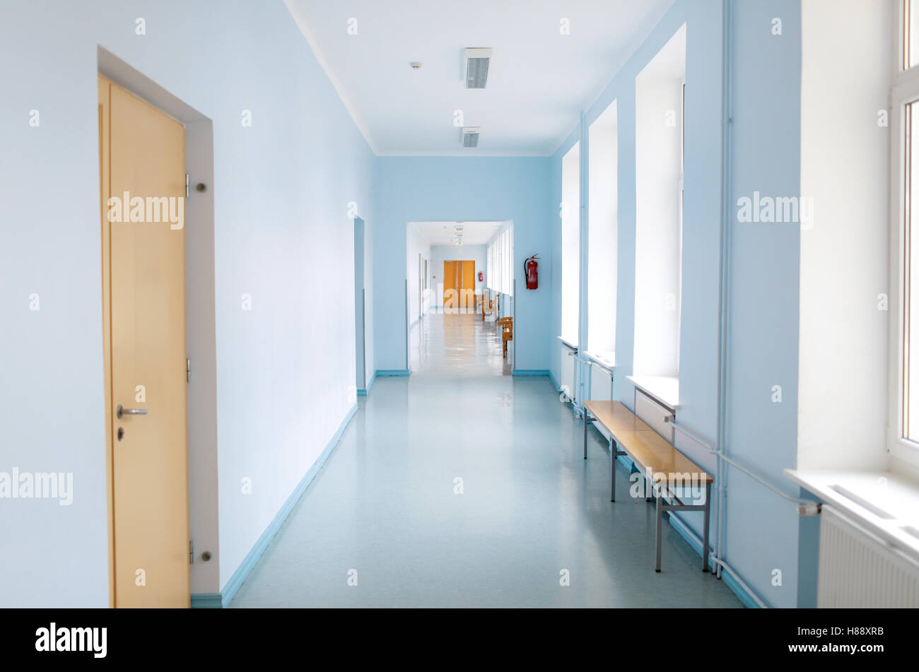 Schulflur leer -Fotos und -Bildmaterial in hoher Auflösung – Alamy