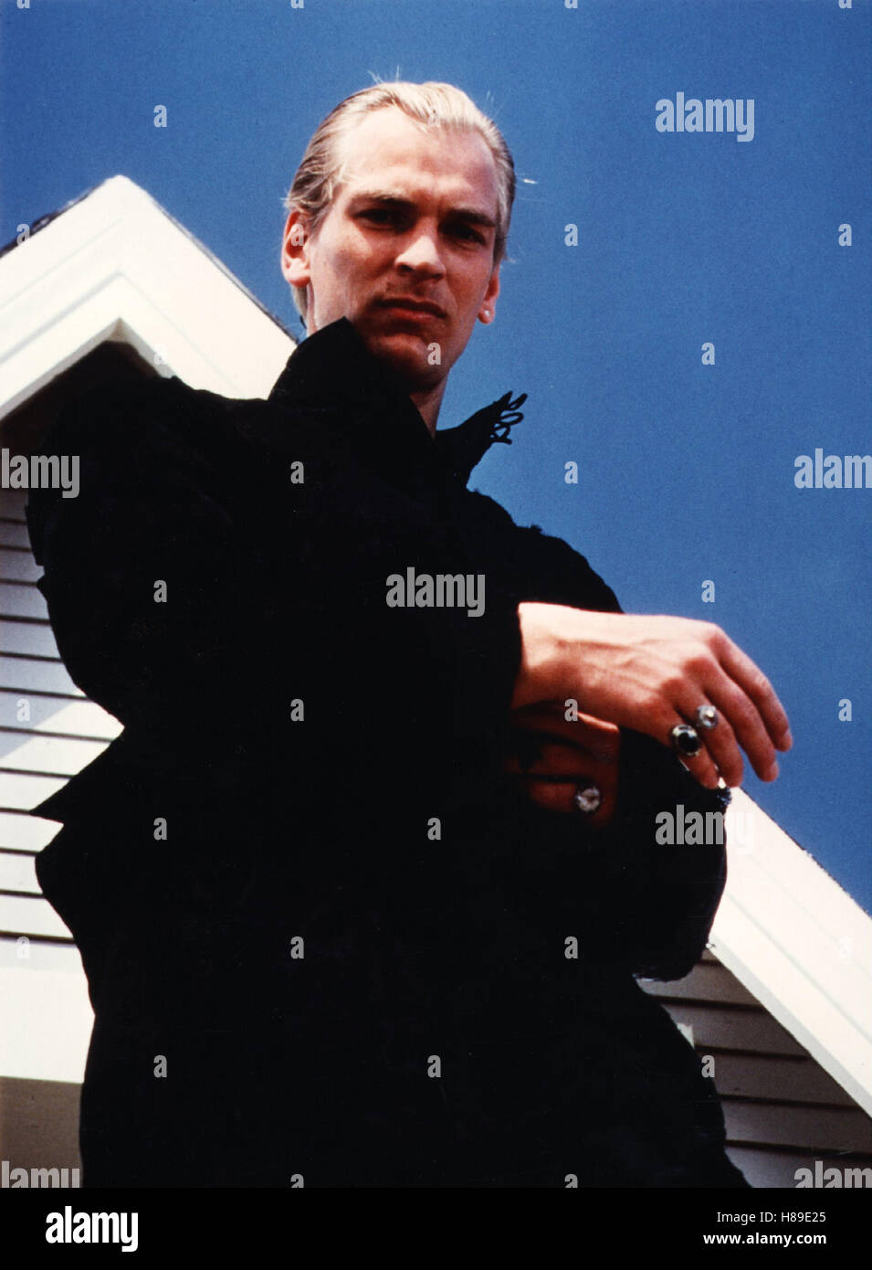 Hexenmeister das armageddon -Fotos und -Bildmaterial in hoher Auflösung ...