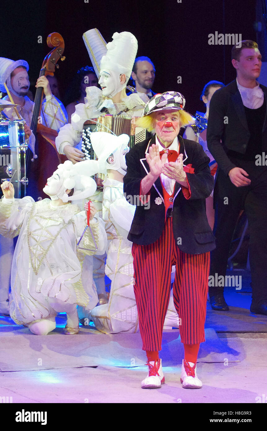 Russland. St. Petersburg. Volkskünstler der UdSSR clown Oleg Popov ...