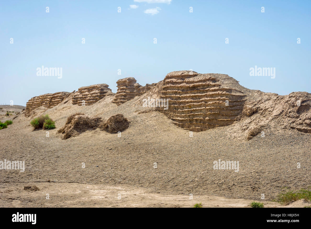 Chinese great wall in gobi -Fotos und -Bildmaterial in hoher Auflösung ...