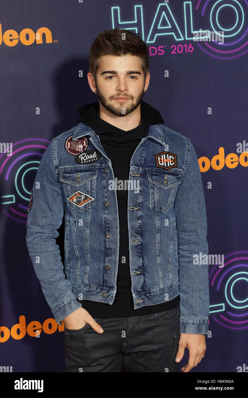 Jack griffo -Fotos und -Bildmaterial in hoher Auflösung - Seite 2 - Alamy