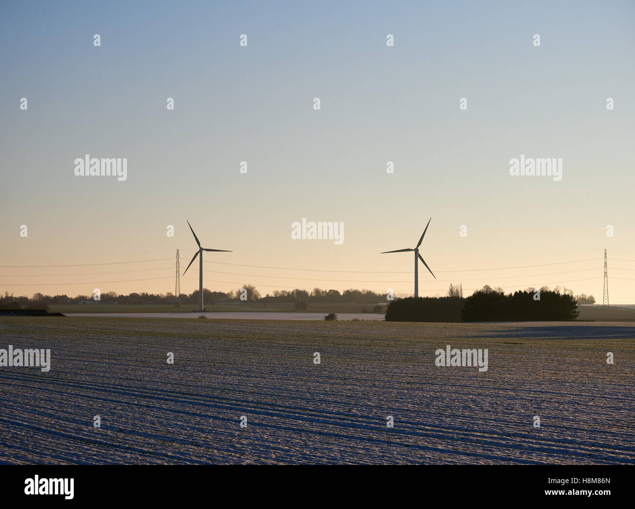 Wind mit zwei linien -Fotos und -Bildmaterial in hoher Auflösung – Alamy