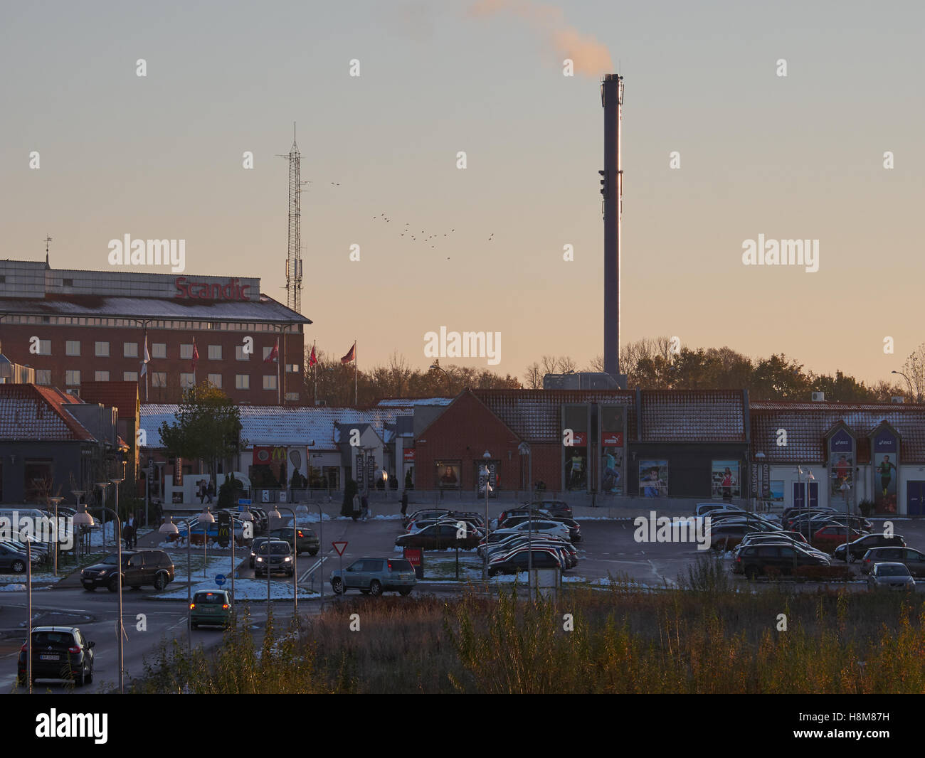 Outlet center -Fotos und -Bildmaterial in hoher Auflösung – Alamy