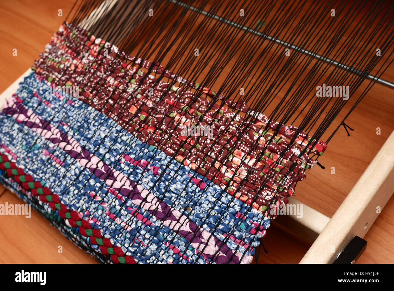 Woven fabric -Fotos und -Bildmaterial in hoher Auflösung – Alamy