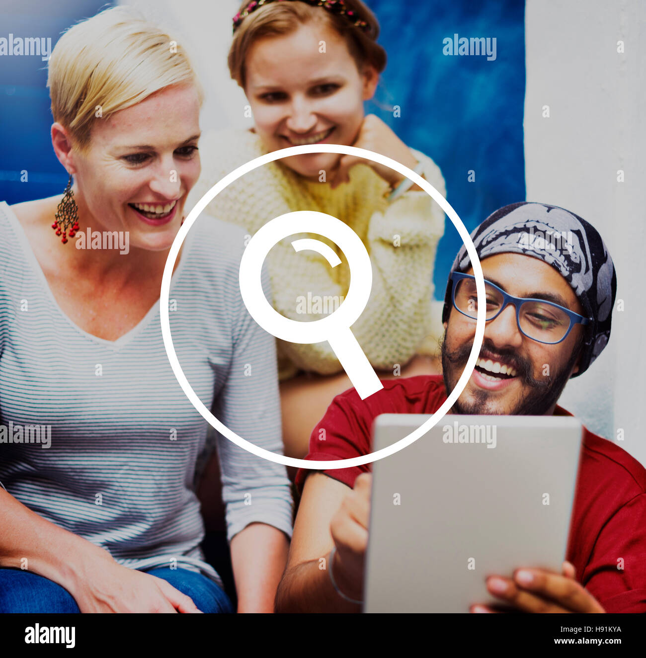 Analyse-Lupe suchen durchsuchen Konzept Stockfotografie - Alamy