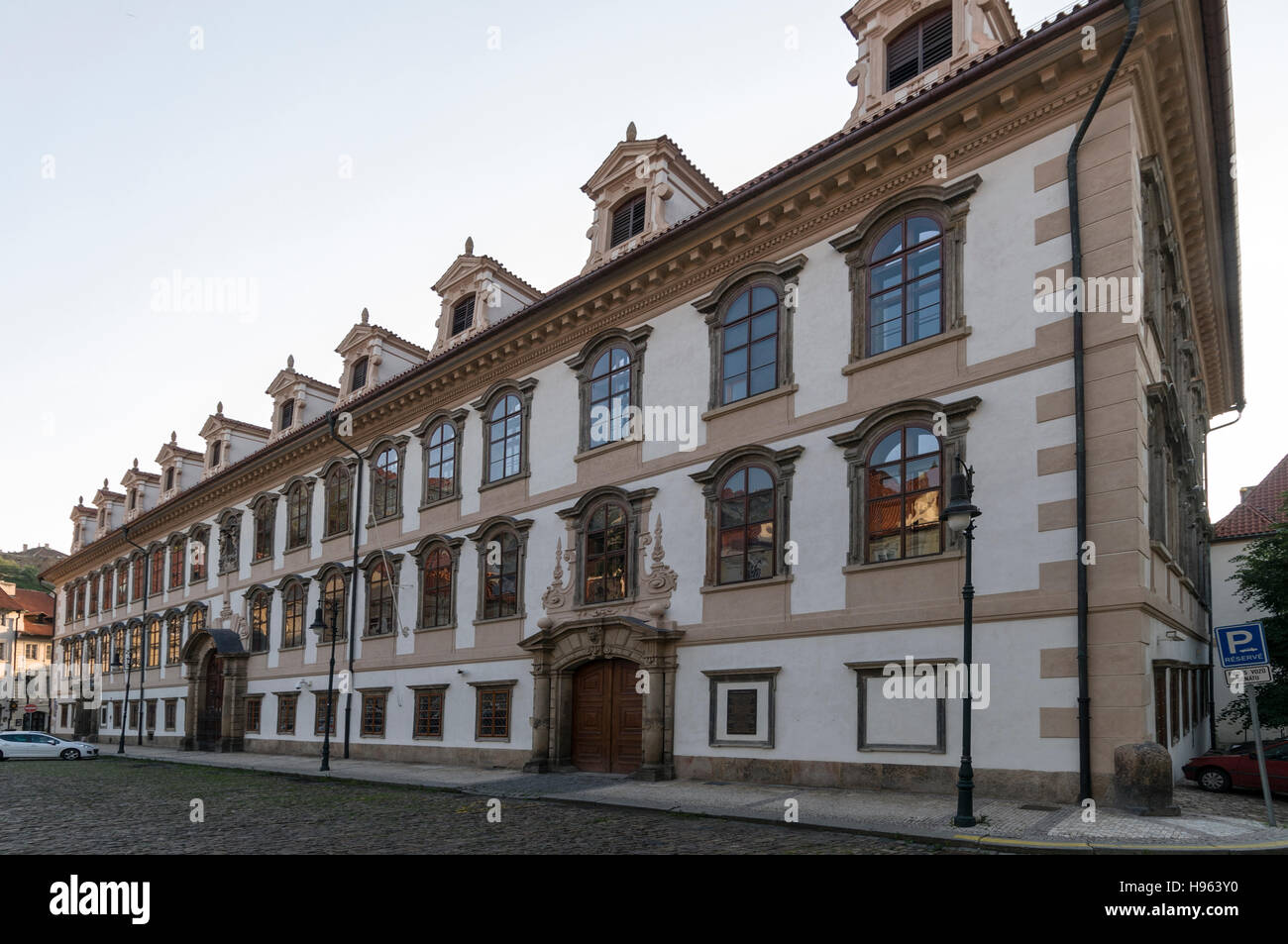 Prague Wallenstein Palace Stockfotos und -bilder Kaufen - Alamy