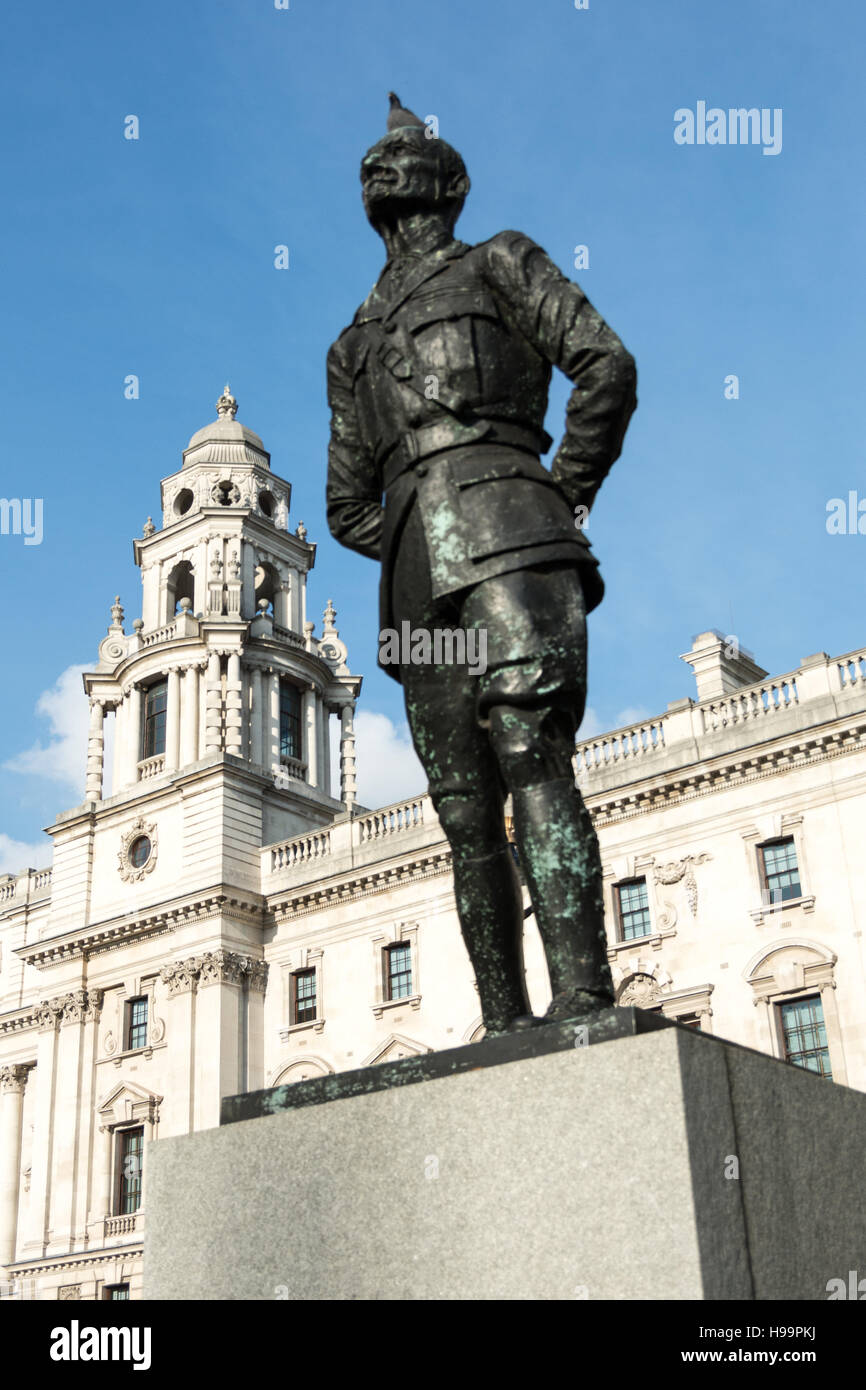Statue von general smuts -Fotos und -Bildmaterial in hoher Auflösung ...