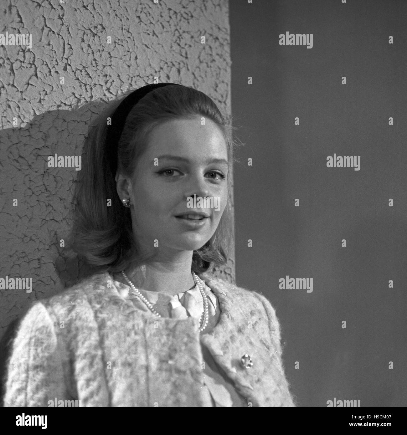 Sabine sinjen 1960s -Fotos und -Bildmaterial in hoher Auflösung – Alamy