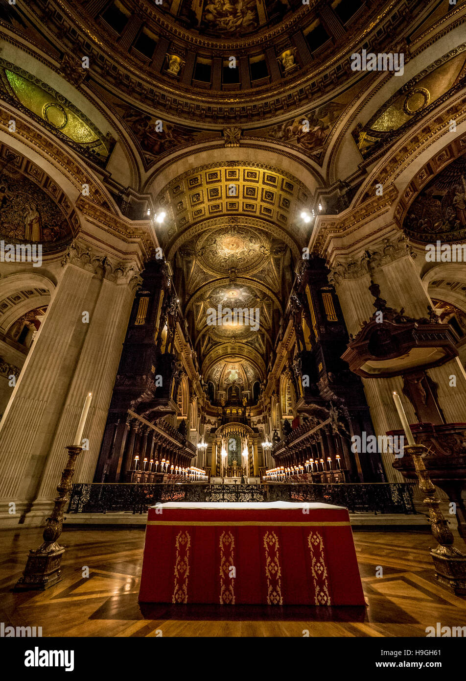 St pauls kathedrale altar london -Fotos und -Bildmaterial in hoher Auflösung – Alamy