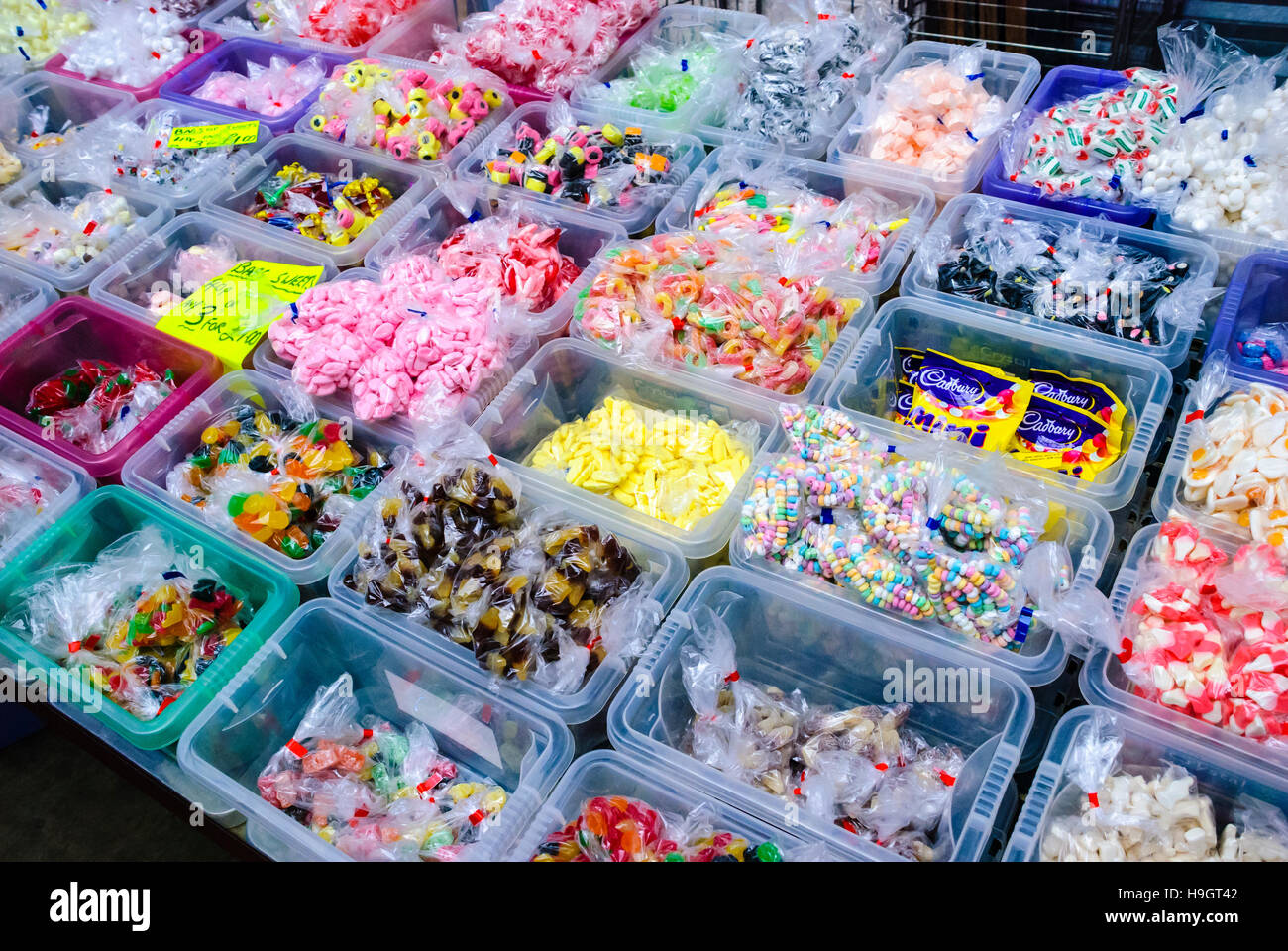 Schachteln mit gelees -Fotos und -Bildmaterial in hoher Auflösung – Alamy