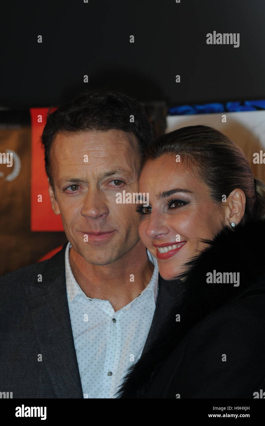 22. November 2016 - besuchen Paris dem italienischen Porno Superstar ...