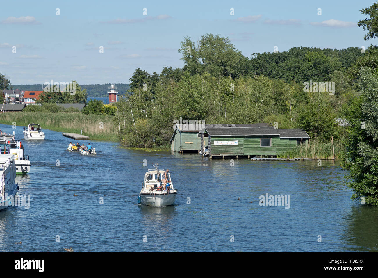 Seen seen seen seen fluss -Fotos und -Bildmaterial in hoher Auflösung ...