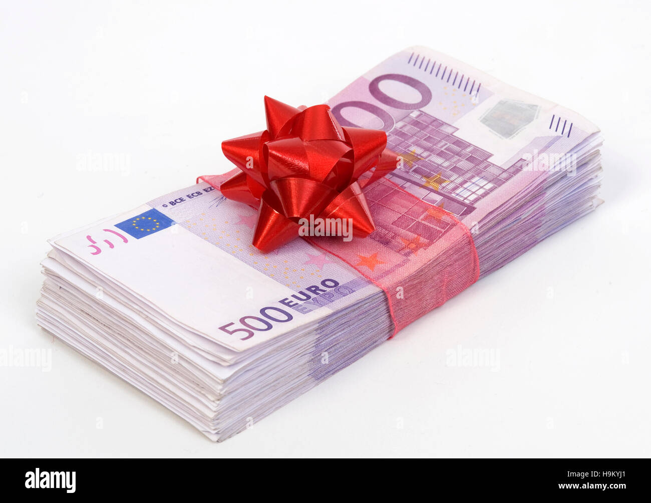 Fünfhundert euro euro banknoten ausgeschnitten -Fotos und -Bildmaterial ...