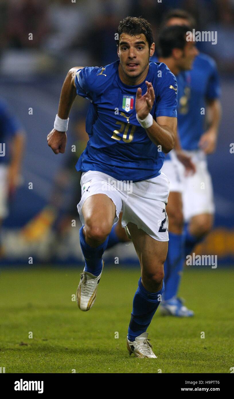 Aol arena hamburg -Fotos und -Bildmaterial in hoher Auflösung – Alamy