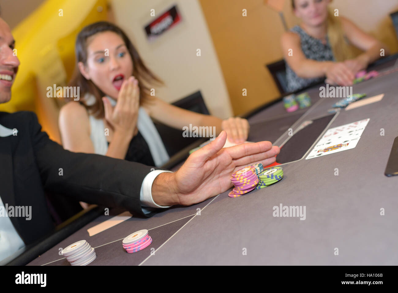 Casion table -Fotos und -Bildmaterial in hoher Auflösung – Alamy