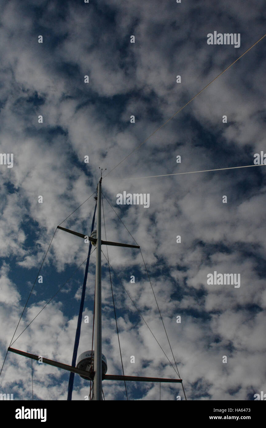 Doppelmast segelboot -Fotos und -Bildmaterial in hoher Auflösung – Alamy