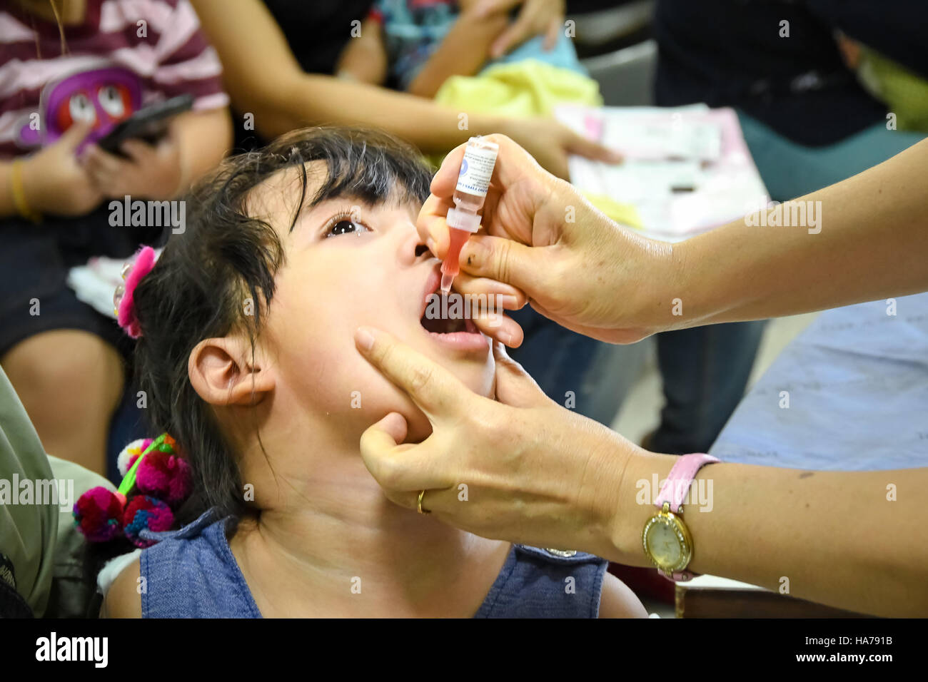 Leg polio -Fotos und -Bildmaterial in hoher Auflösung – Alamy