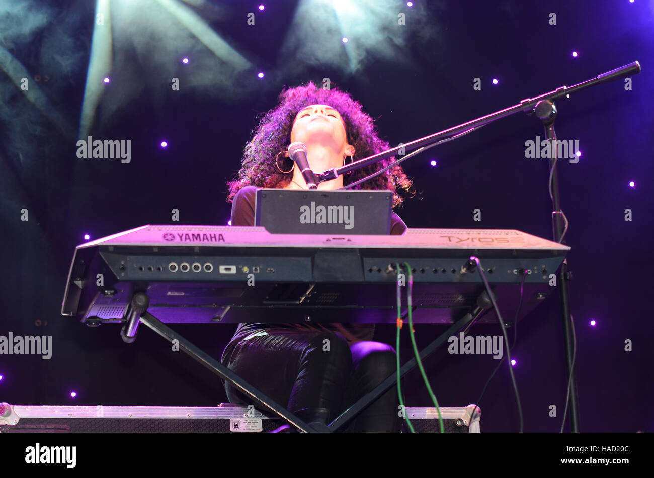 Transgender Singer Stockfotos und -bilder Kaufen - Alamy