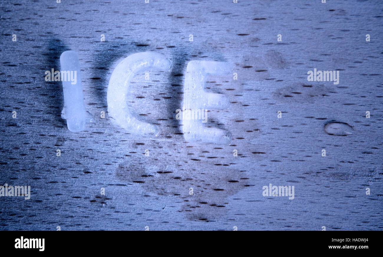 Gefrorenes eis wort -Fotos und -Bildmaterial in hoher Auflösung – Alamy