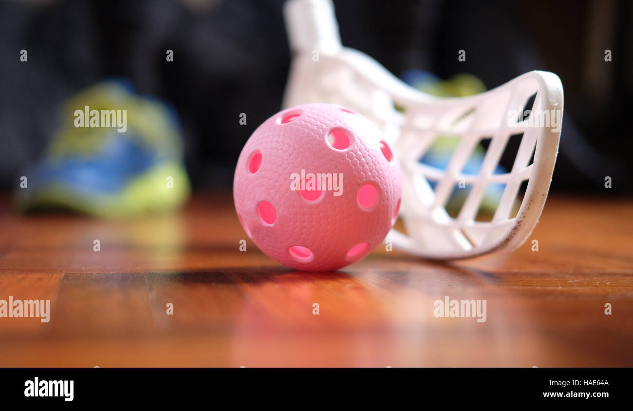 Floor ball -Fotos und -Bildmaterial in hoher Auflösung – Alamy
