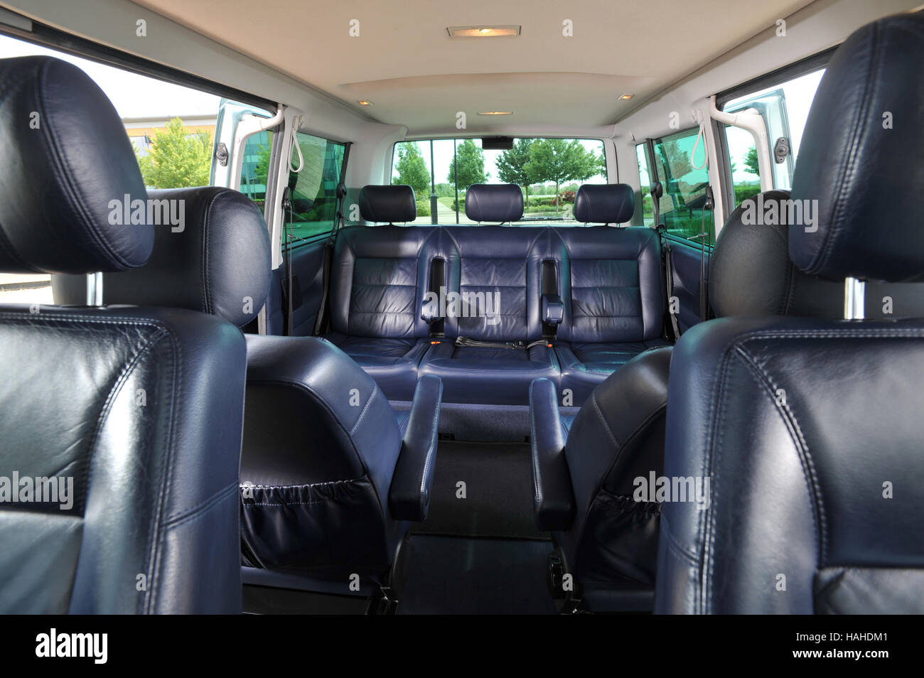 Interior volkswagen t4 van vw -Fotos und -Bildmaterial in hoher ...