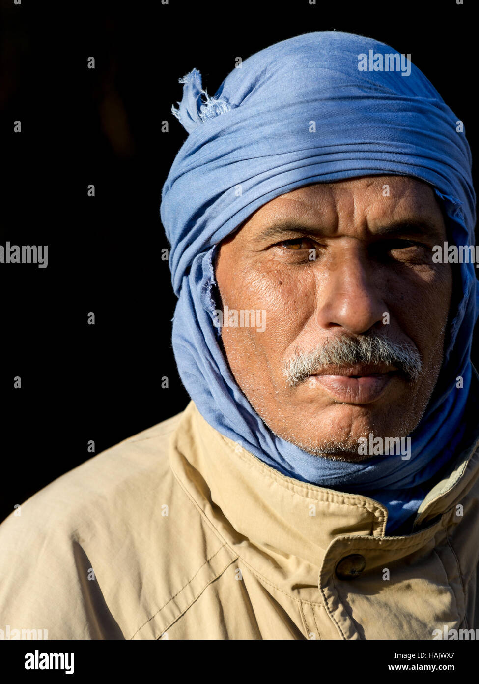 Turban Eyes Stockfotos und -bilder Kaufen - Alamy