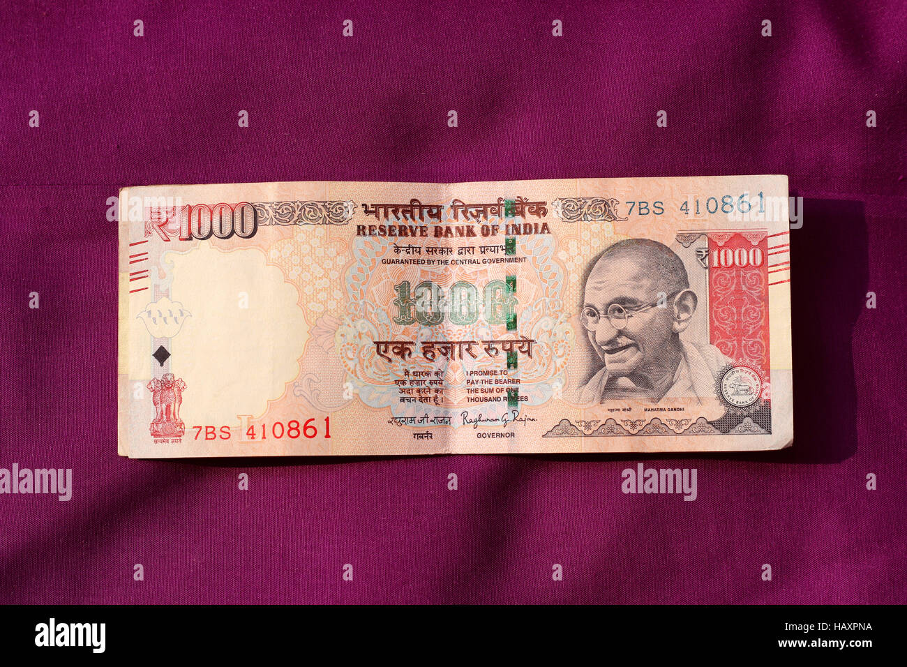 1000 rupee note store