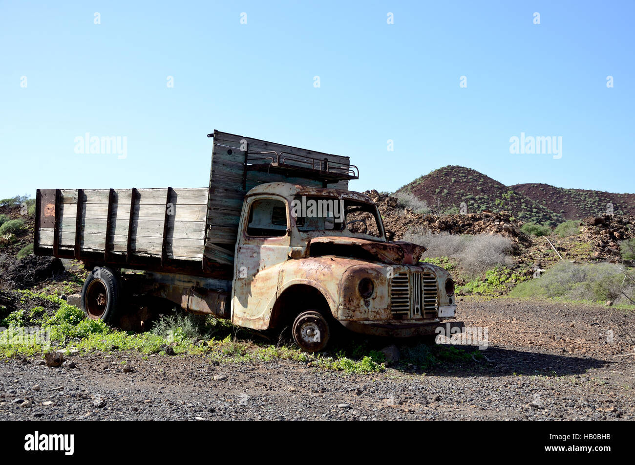 Lkw fahrzeug -Fotos und -Bildmaterial in hoher Auflösung – Alamy