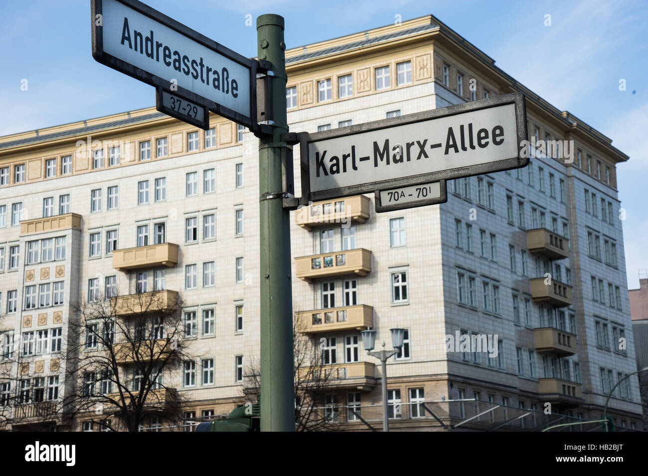 Karl marx avenue -Fotos und -Bildmaterial in hoher Auflösung – Alamy