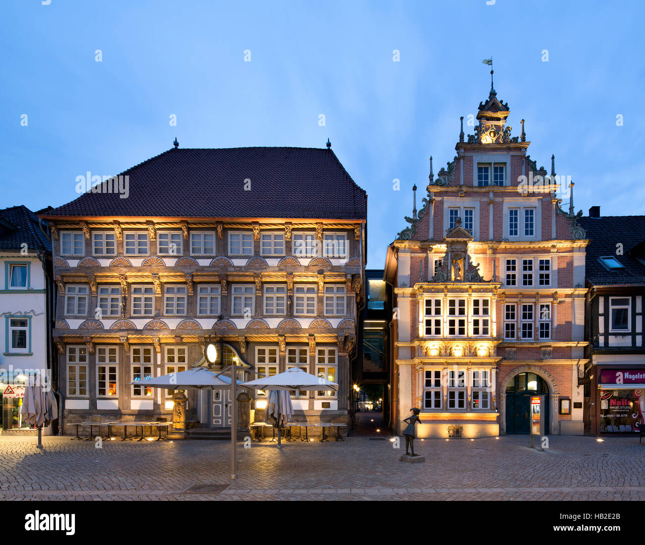 Stiftsherrenhaus und Leisthaus, Stadtmuseum, Abendstimmung ...