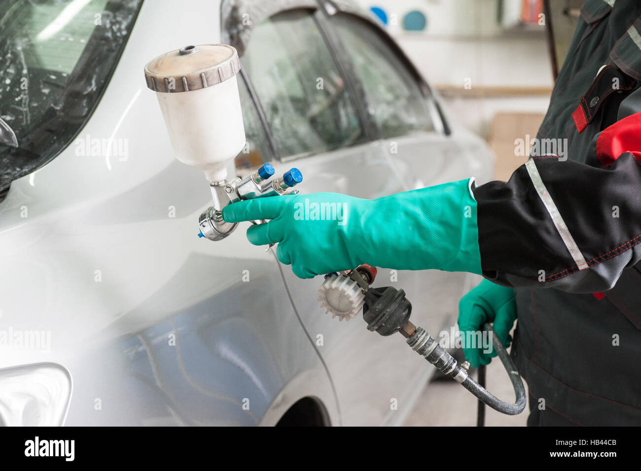 Lackierung pistole auto -Fotos und -Bildmaterial in hoher Auflösung – Alamy