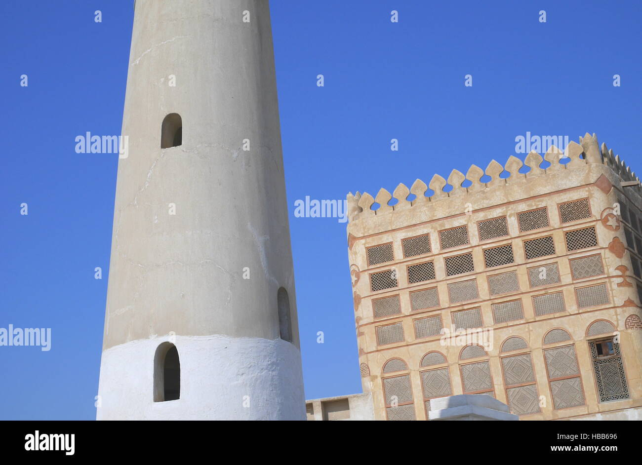 Minarett der Moschee mit dem Siyadi Haus auf der Perle Siyadi Trail ...